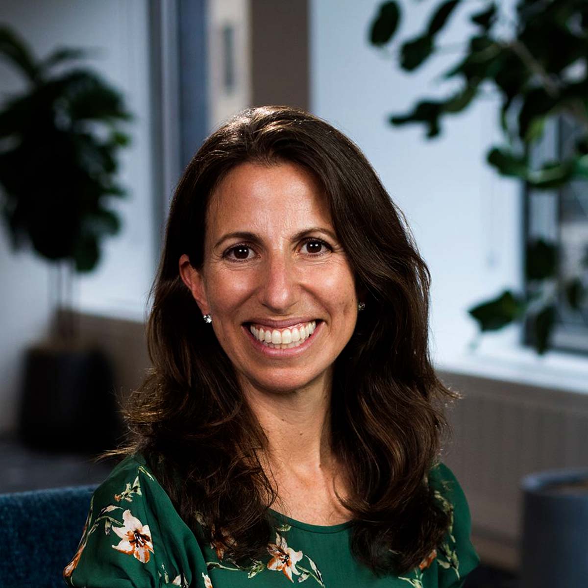 Flipping your strategy in a volatile market - Masters of Scale